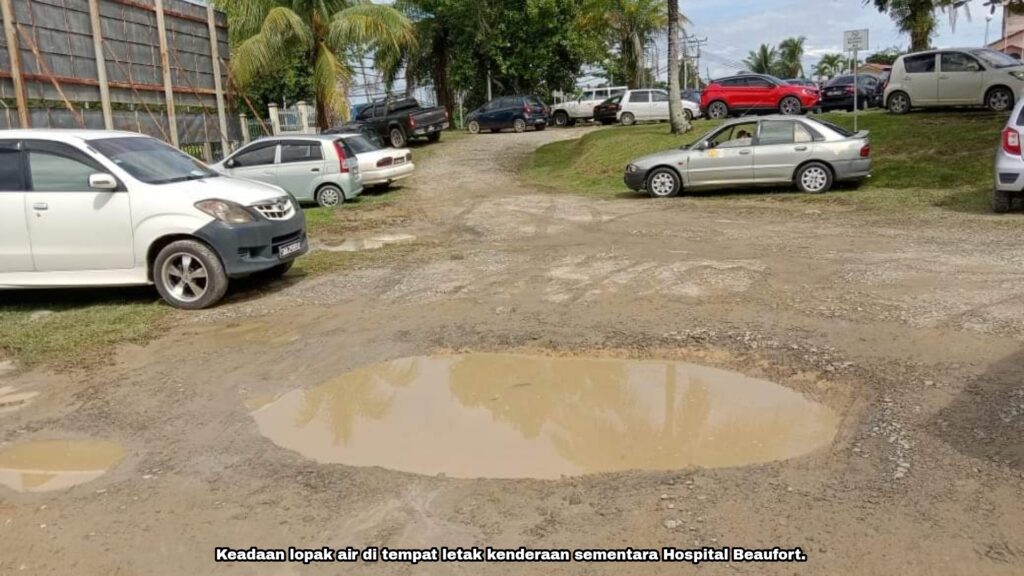 Lopak air di tempat letak kenderaan Hospital Beaufort dalam proses ...